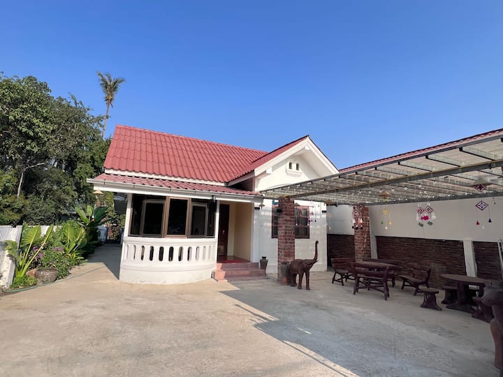 Mary's House Visoun Center In Luangprabang - Luang Prabang