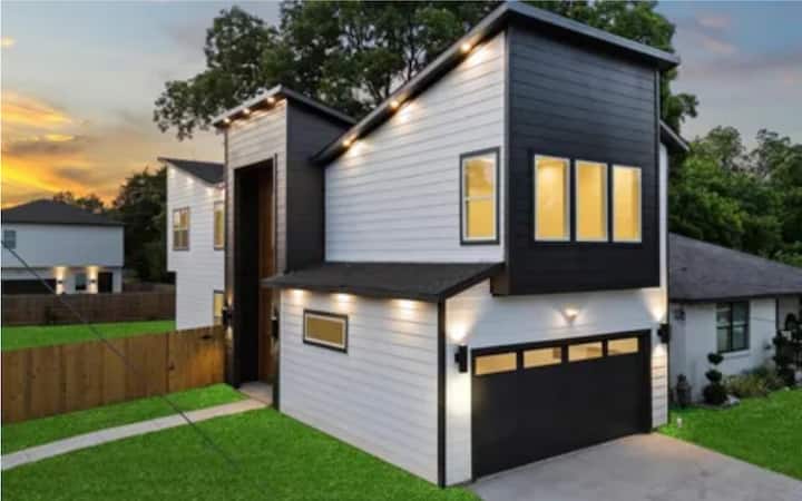 The Chic Retreat - 3br House In Dallas - Dallas, TX
