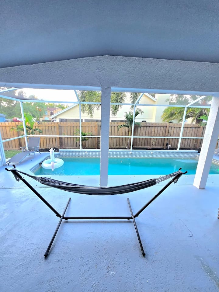 Pool, Next Saddlebrook Gulf Resort. New Furnished - Wesley Chapel, FL