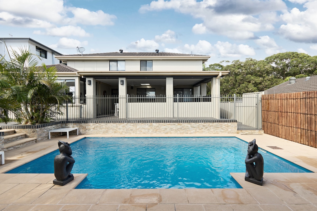 Kinara : 5 chambres, piscine, à deux pas de la plage - Maisons à louer ...
