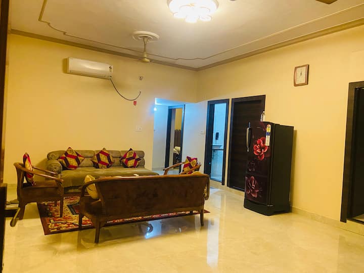 3bhk Near Assi Ghat And Temples - India
