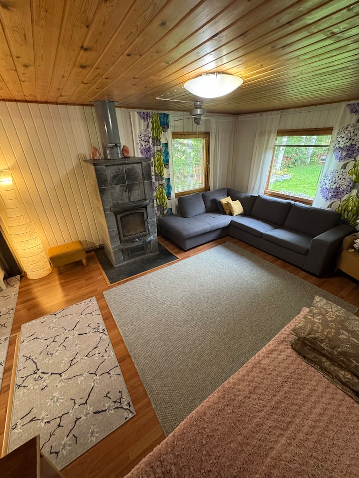 Warm And Charming Home In The Heart Of Sodankylä - Sodankylä