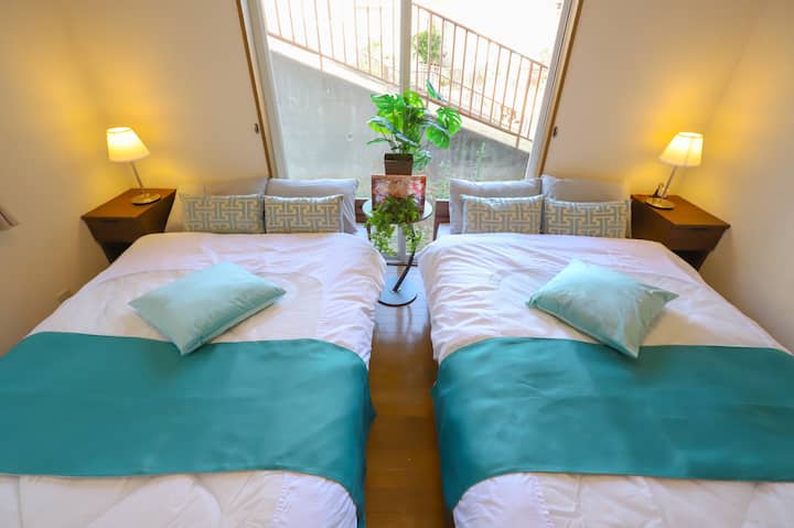 Tvゲーム/オタク/家族旅行に最適！/駐車場２台/駅徒歩１０分/７名宿泊可/寝室２部屋/静かな住宅街 - Hachioji