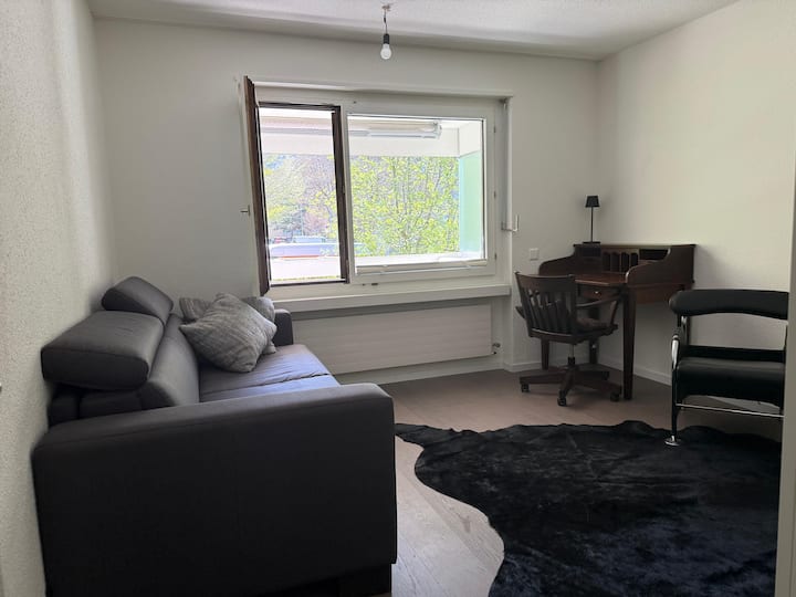Schönes Zimmer In Hochwertiger Frauen-wg In Chur - Chur