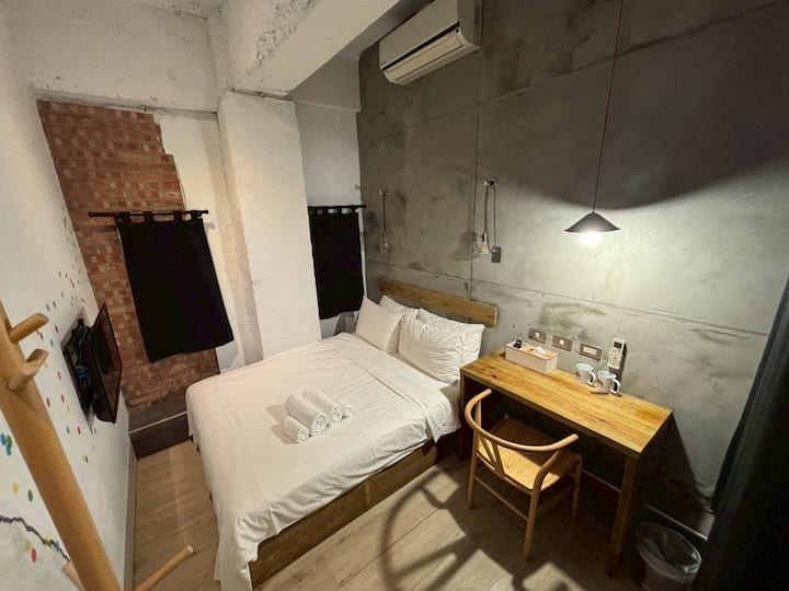 Tpe禾裕北車商旅320雙人房 - Taipei