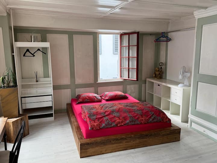 Whg. Mitten In Der Altstadt Im Zürcher Niederdorf - Zürich