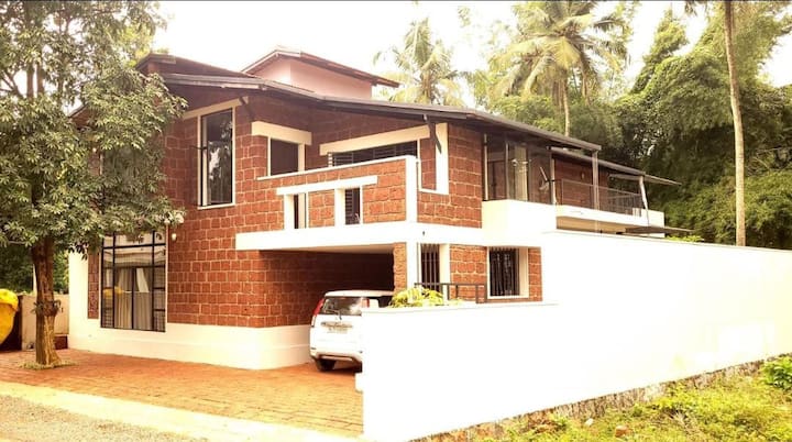 Rivermist Resort-discover Peace At The Water Edge -