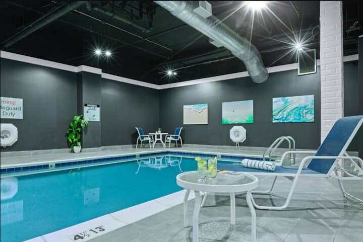 Stamford Stay W/ Pool & Gym Access - Stamford, CT