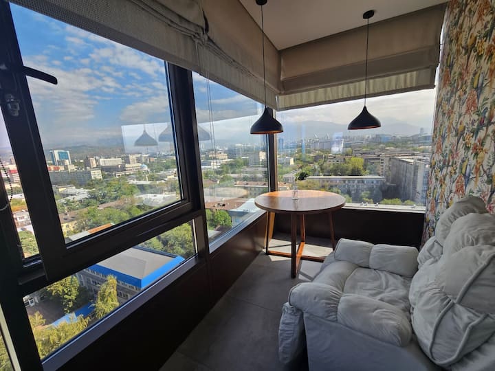 Stunning 3-bedroom City-center Apartment - Kazakhstan