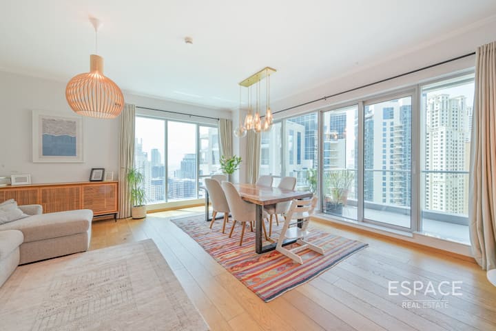 Beautiful Apartment In Dubai Marina - Dubai