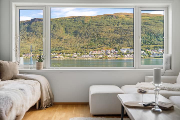 Costal Penthouse By Paramount - Tromsø