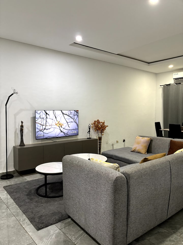 The Thruth | 1 Bedroom In Angré - Abidjan