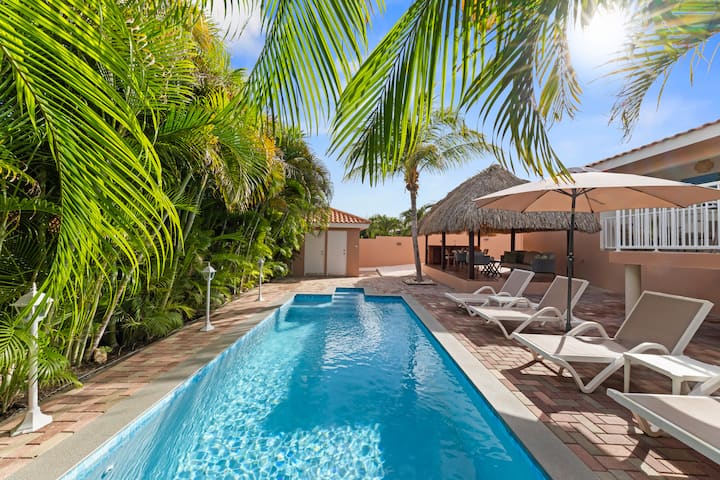 Villa Buena Vida Marbella Estate Jan Thiel - Curaçao