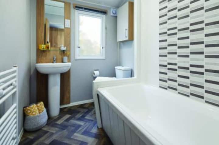 Elegant Castleton Holiday Home - Arbroath