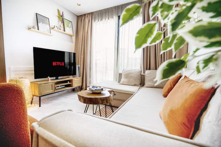 Peaceful Escape In Oasis, Ps5 + Office & Fiber - Casablanca