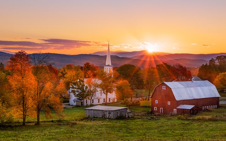 Peacham Backyard Camper With A View - Vermont