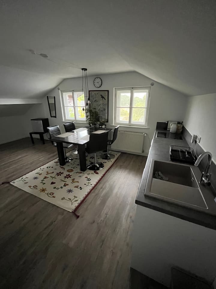 Gemütliche Dg-wohnung Im Münchner Umland - Glonn