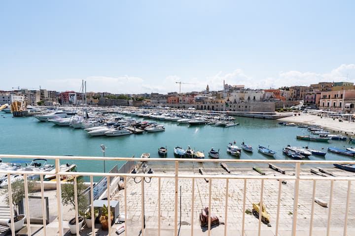 Guesthost - Bright Harbor View Flat In Bisceglie - Bisceglie