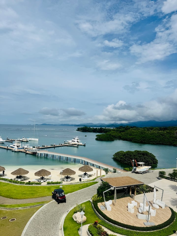 Paraíso En La Marina: Lujoso Condo De Playa - Panama
