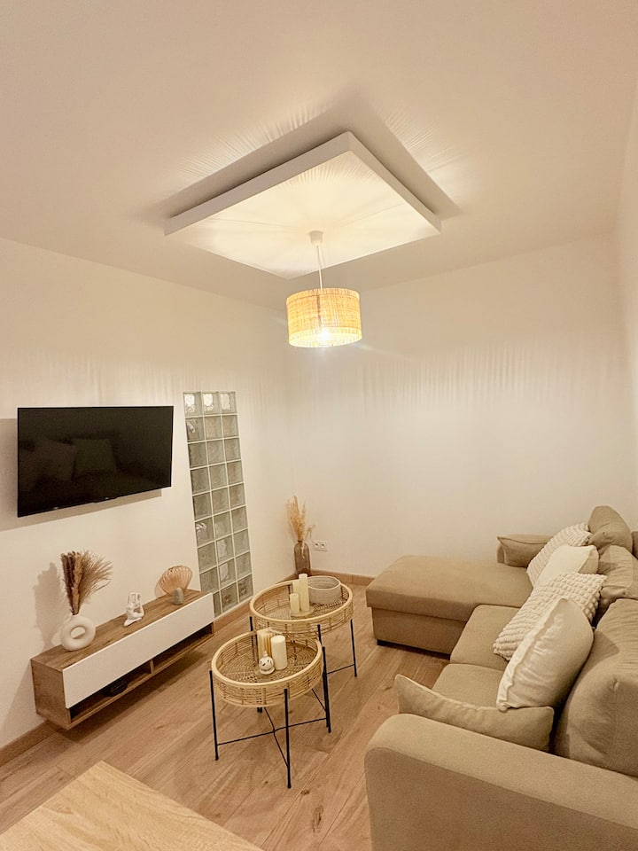 T2 Moderne Avec Terrasse & 4 Couchages – Toulon - Toulon