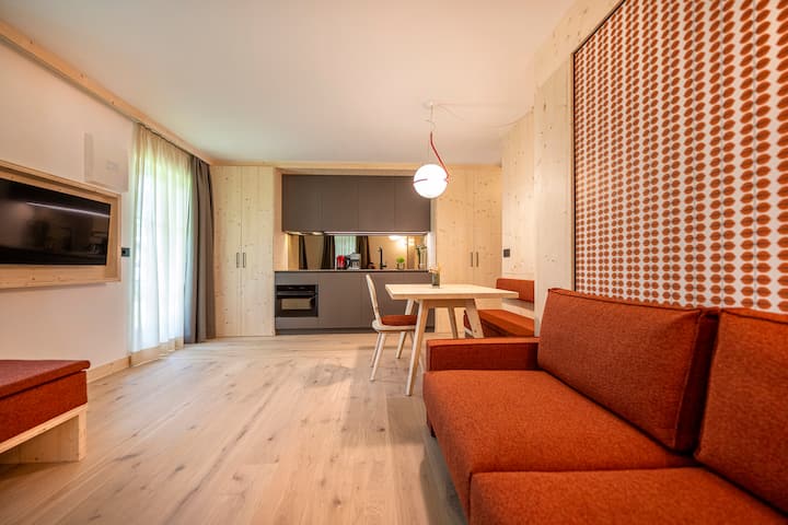 Accogliente Bilocale 2024 Con Giardino, 5 Posti - Alta Badia