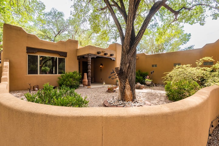 Mediterranean Charm With Southwestern Soul! - Albuquerque, NM