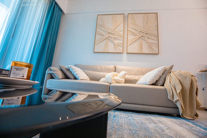 Home In The Heart Of Peninsula - Tanzania