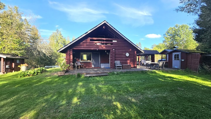 Mökki Urjalassa - Punkalaidun