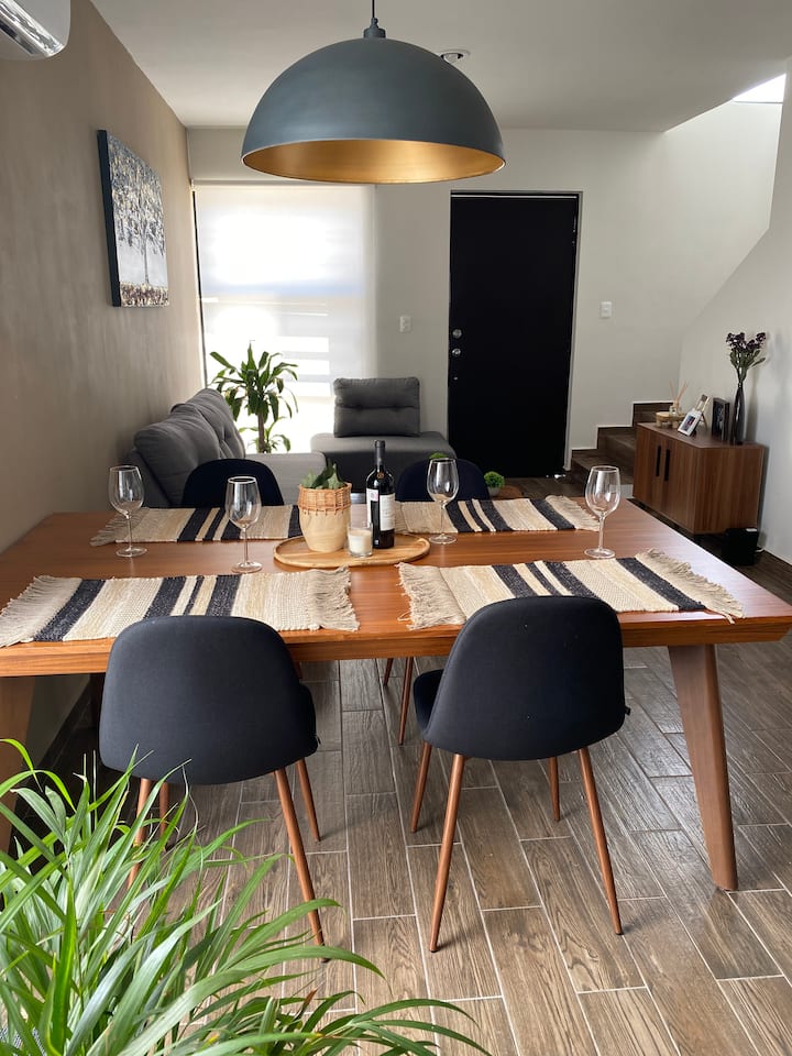 Casa En Residencial Con Amenidades - Mérida