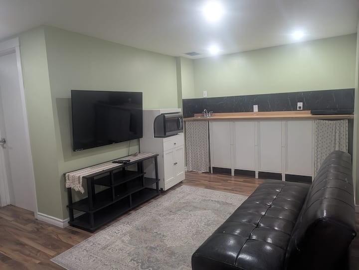 Cozy Basement With 2 Bedrooms And 1 Bath - Greater Sudbury