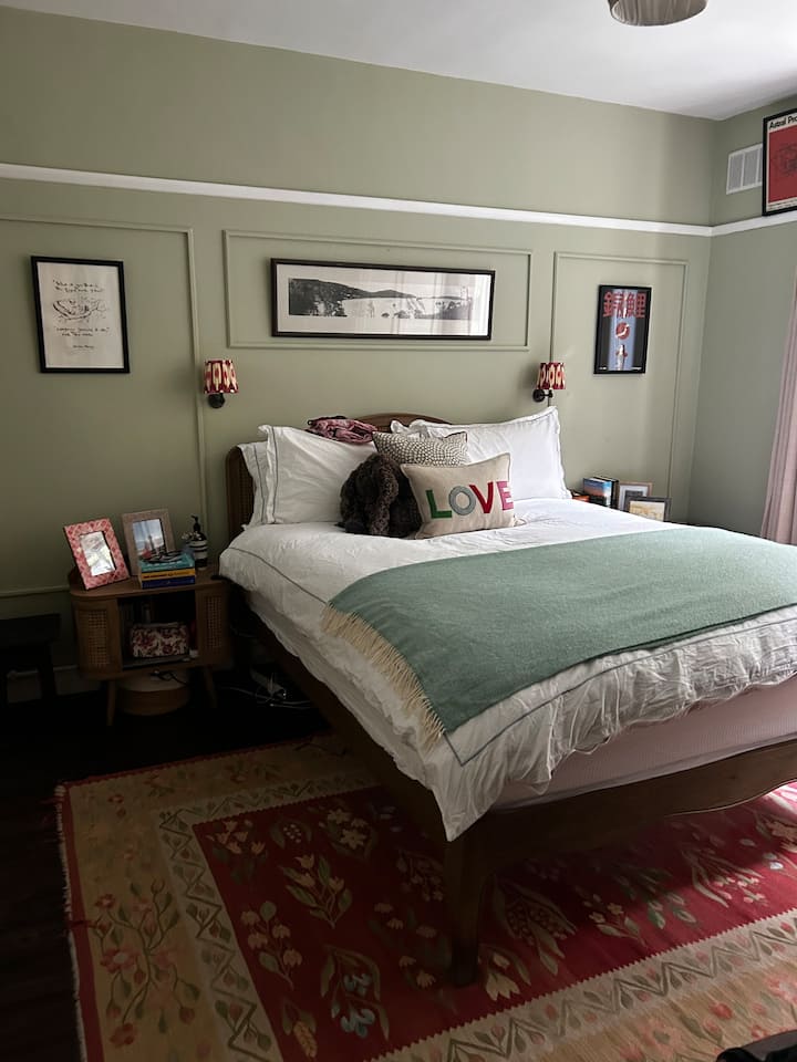 2 Bed Flat Stones Throw Away From East Dulwich - London