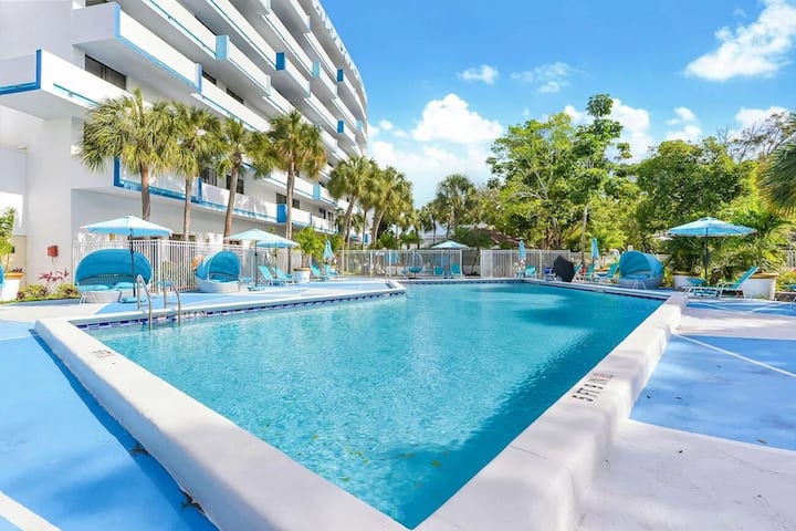 King Room | Chateau Mar | Close To Sawgrass Mills - Sunrise, FL