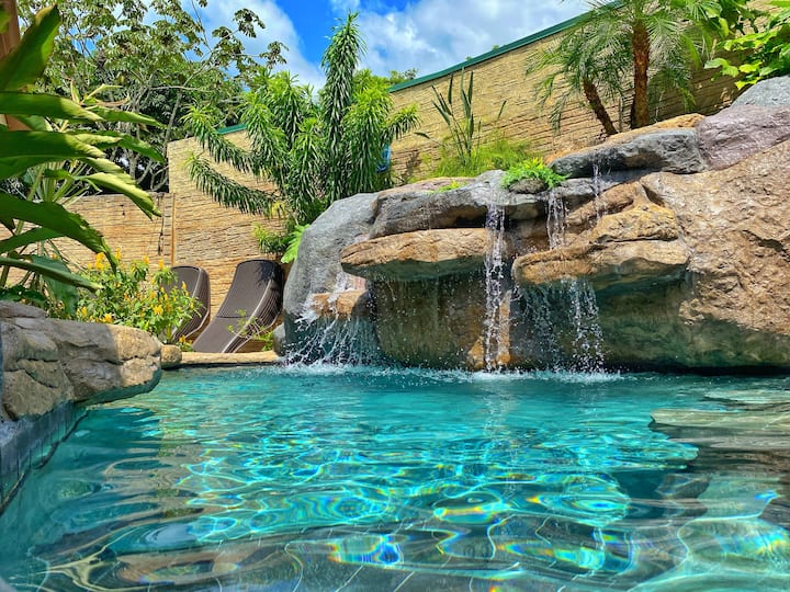 Luxury & Wellness Villa Pura Vida + Pool + Jacuzzi - La Fortuna