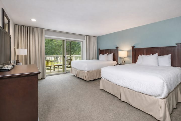 Bayside Queen Room With Stunning Island Views - Orcas Island, WA