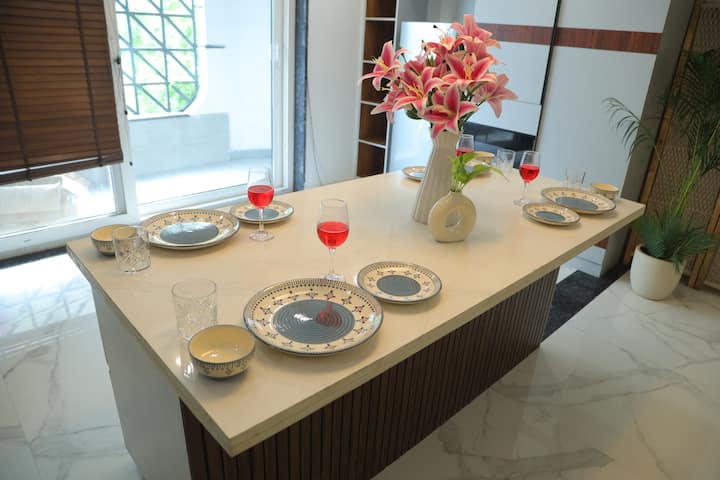 4bhk Flat In Dwarka | Near Airport And Yashobhoomi - Bahadurgarh