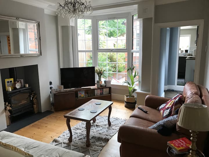 Moseley Victorian Terrace - Pets Allowed - Birmingham