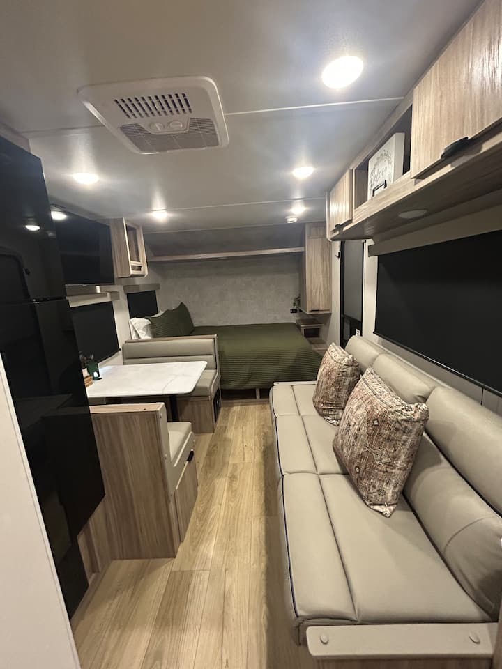 Lala’s Camper - Tampa, FL