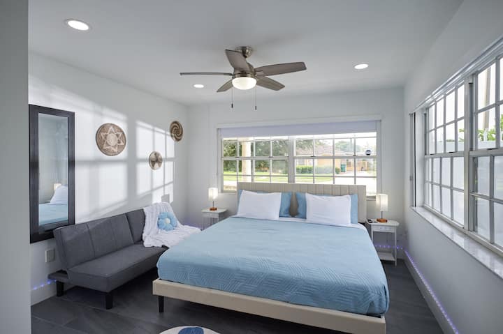 Vip Studio In Kendall - Kendall, FL