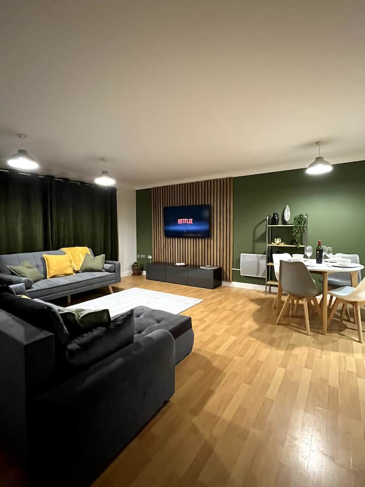 Long/mid Stay,business Travel,free Parking,station - Colchester