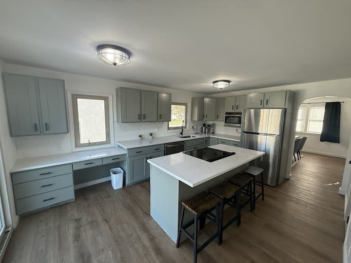 Grover Street Family Fun House! - Nebraska