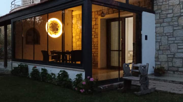 Plaja 10 Dk , Bahçeli, Huzurlu Tatil Evi - Datça