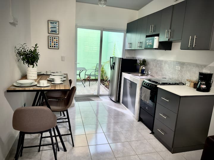 Casa Cielo En San Miguel - El Salvador