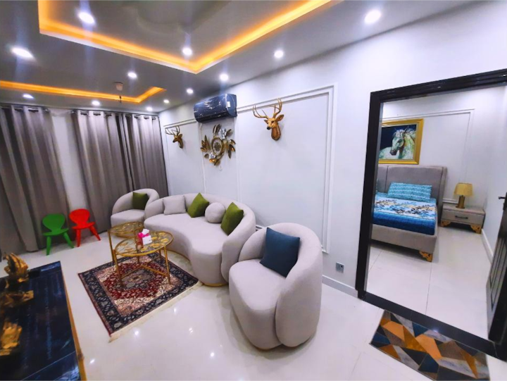 Cozy 1bhk Apartment Near Eiffel Tower Bahria Town - 라호르