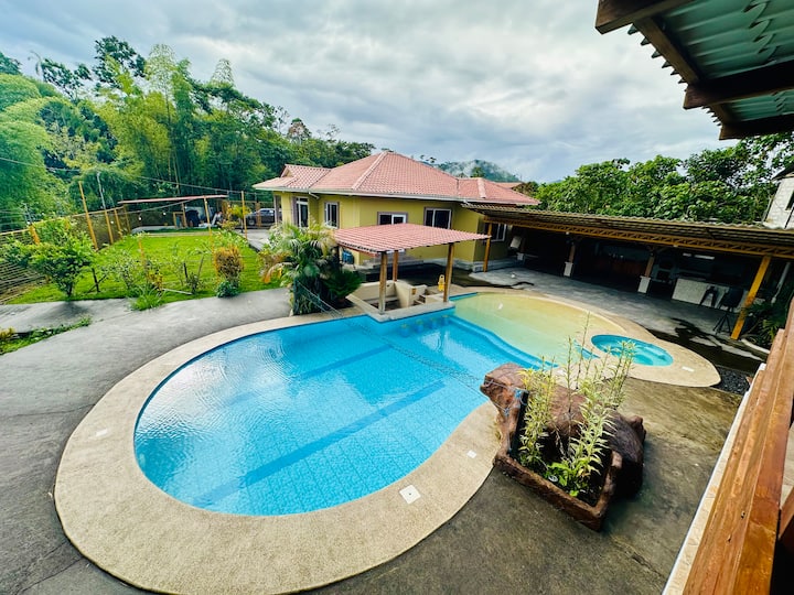 Vacation Home Loly - Morona-Santiago