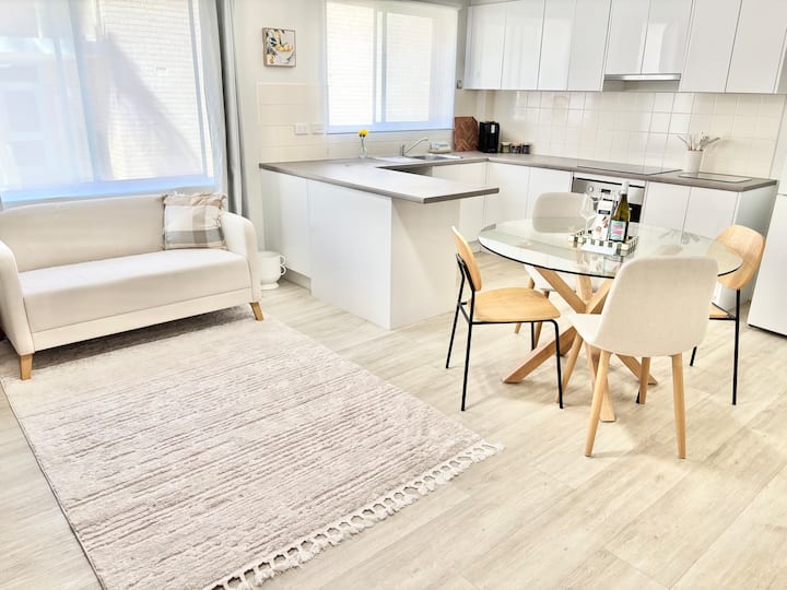 Tide - Two Bed Apartment At Forster Main Beach - Tuncurry