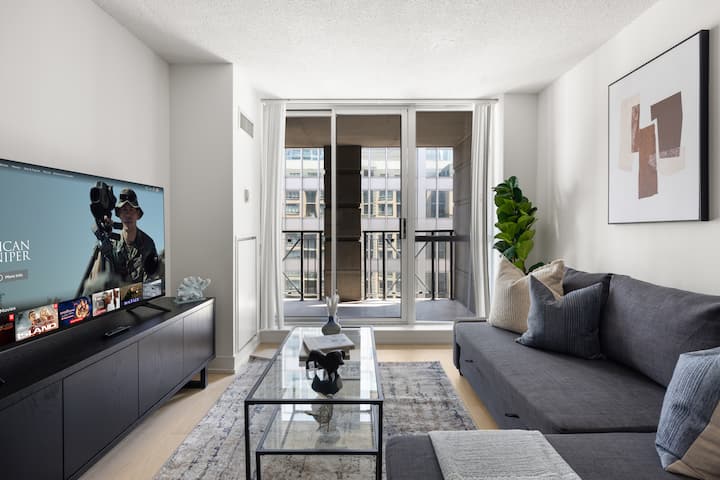Chic 1-br Downtown Retreat Near Entertainment - Toronto