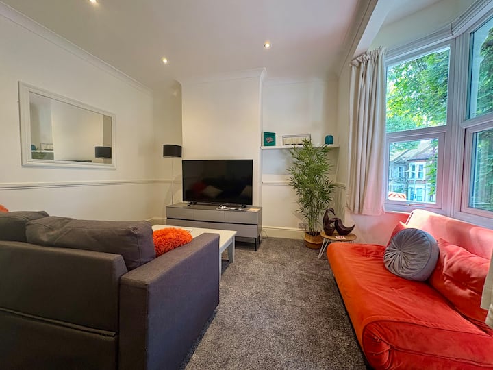 Southend City Escape Ss1, Steps Away From High St. - Southend-on-Sea