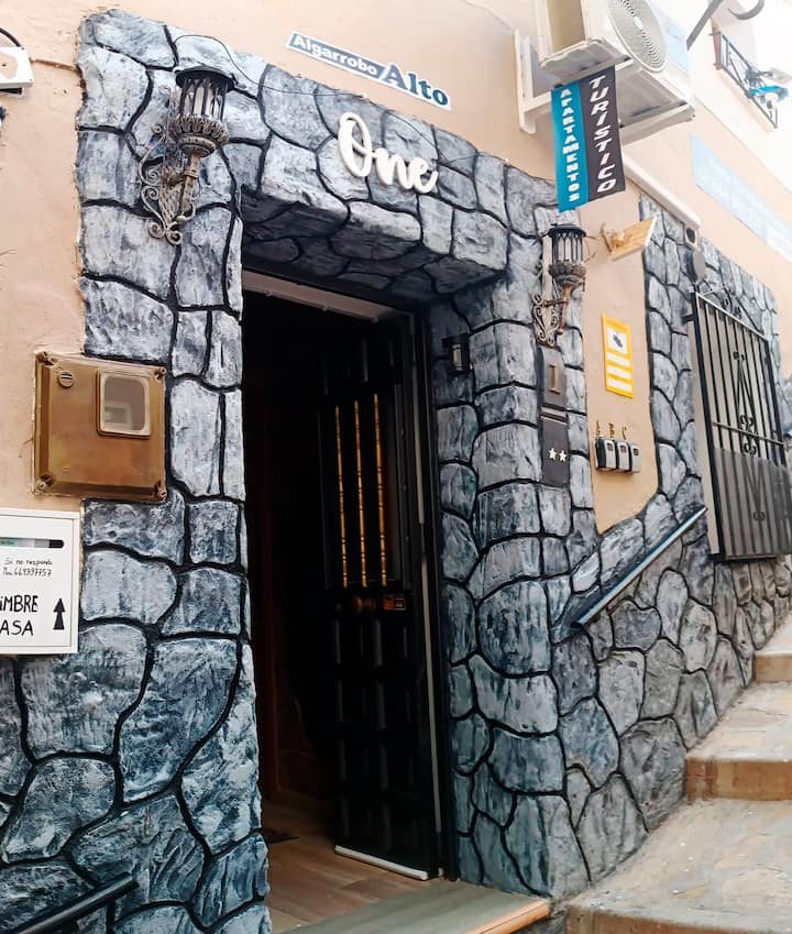 La Cueva Admite Mascotas - Torrox