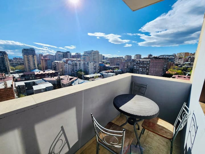 Spacious Comfy 2bedroom Apt. By Cascade+balcony - Jerewan