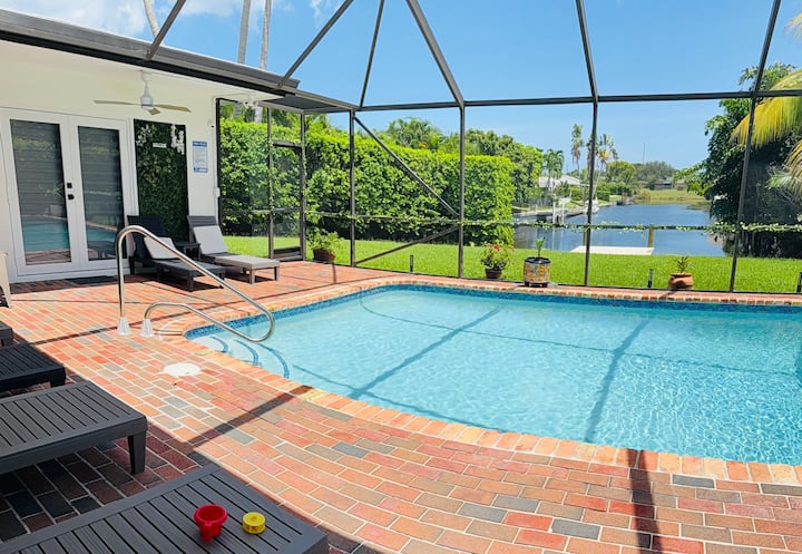 Dockside Dreams - Lake Worth, FL